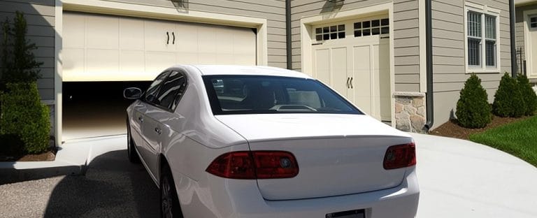 Advantage Auto Glass | Mobile Auto Glass & Windshield Installation